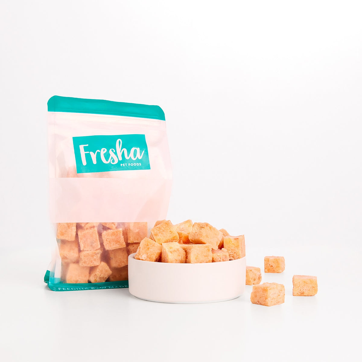 Fresha Cubes / Salmon Mince - 500g — World 4 Pets
